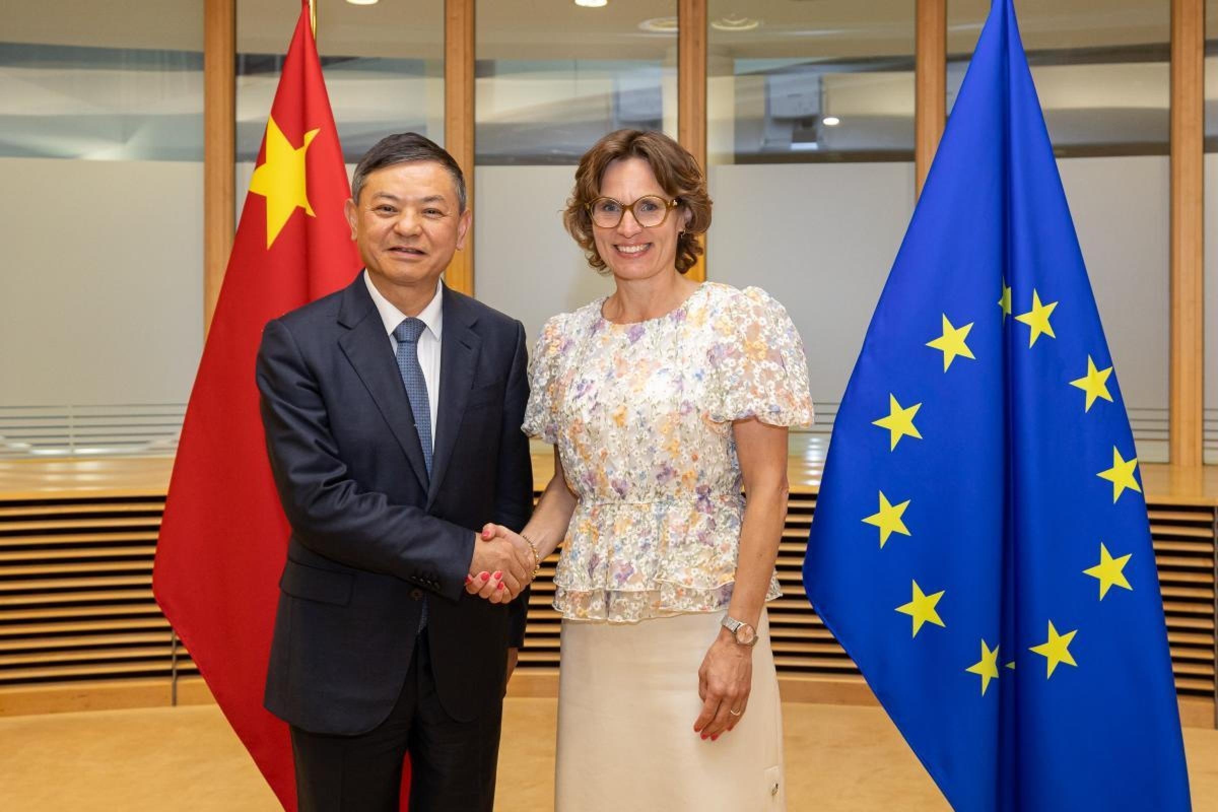 EU & China step up dialogue on biodiversity protection and finance ...