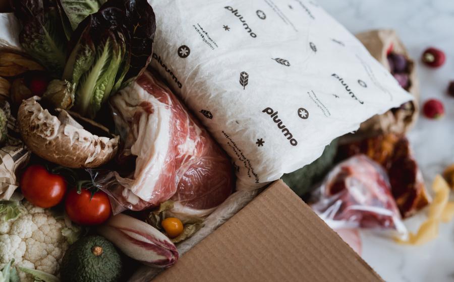 THE WORLD’S FIRST SUSTAINABLE THERMAL PACKAGING MADE FROM FEATHERS ...